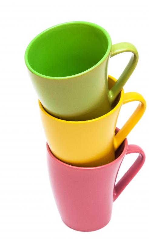 What are the Different Types of Coffee Mugs? (with pictures)