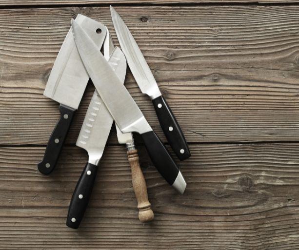 How to Sharpen Knives at Home Like a Pro (with pictures)