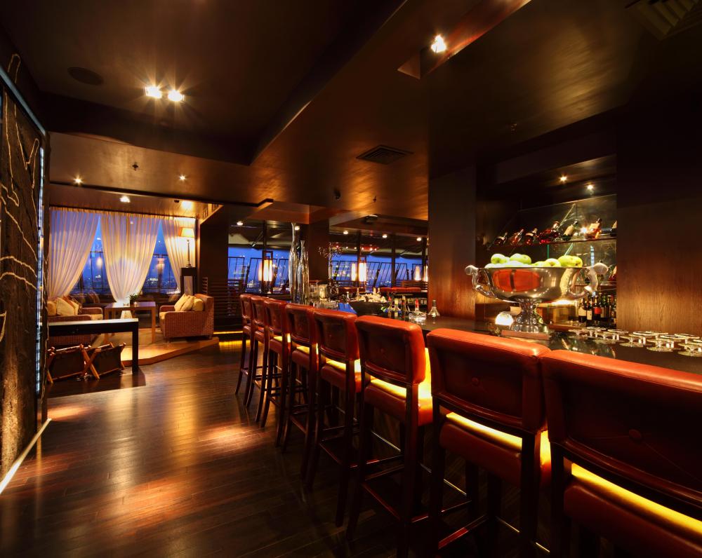 What is a Supper Club? (with pictures)