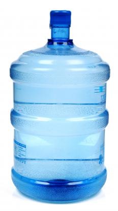 What is Distilled Water? (with pictures)