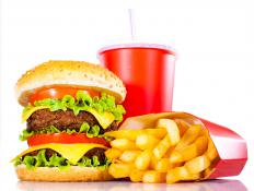 What is the Fast Food Industry? (with pictures)