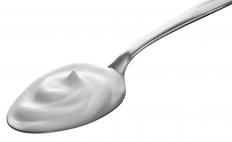 What is Double Cream? Discover Its Richness & Culinary Uses