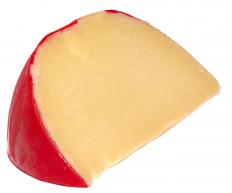 What is Cheese Rind? (with pictures)
