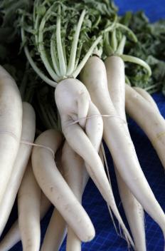 What Is a White Radish? (with pictures)