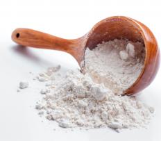 What is Seasoned Flour? (with pictures)